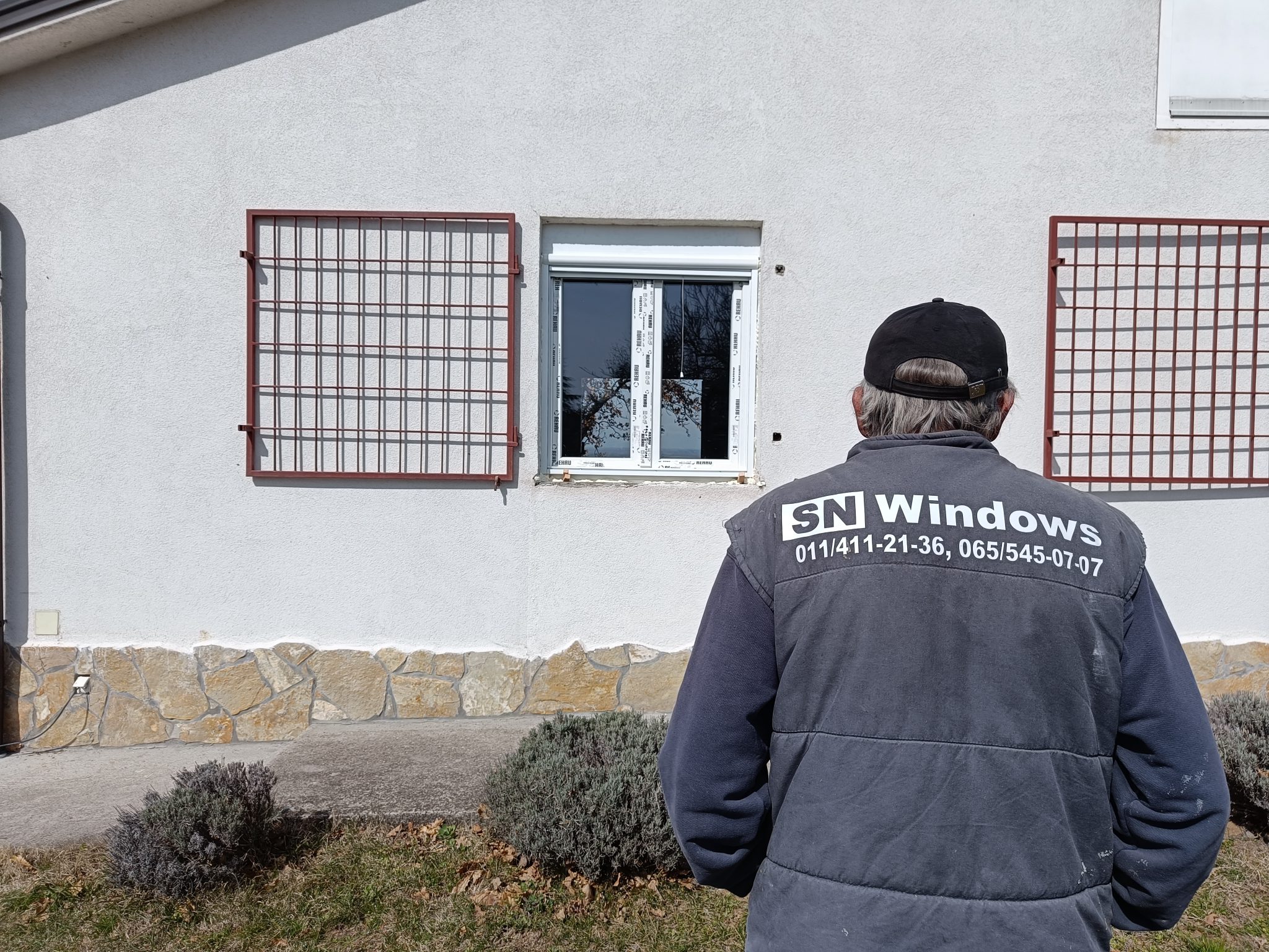 PVC stolarija LOW-e staklo – PVC prozori REHAU sa 5/6 komora